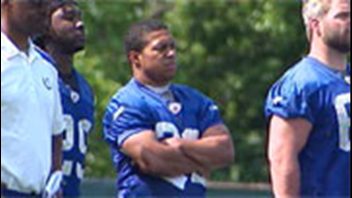 Colts re-sign DE Josh Thomas, waive RB Mike Hart | wthr.com