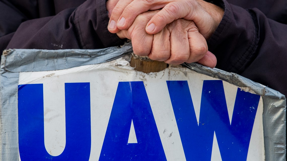 UAW reaches agreement with Stellantis plant | wthr.com