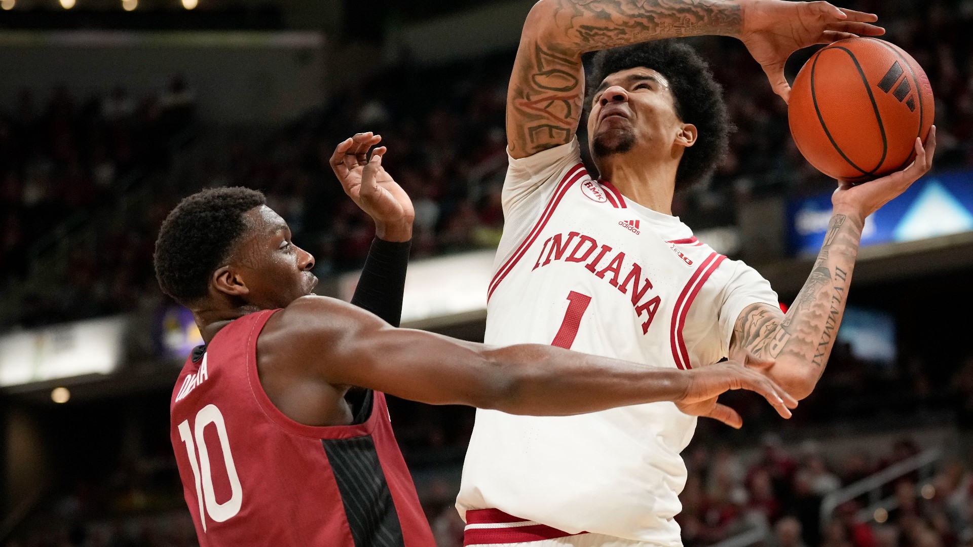 Indiana men's basketball blows past Harvard 89-76 | wthr.com