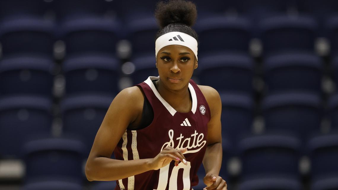 Lawrence Central star Lola Lampley has basketball in her DNA | wthr.com