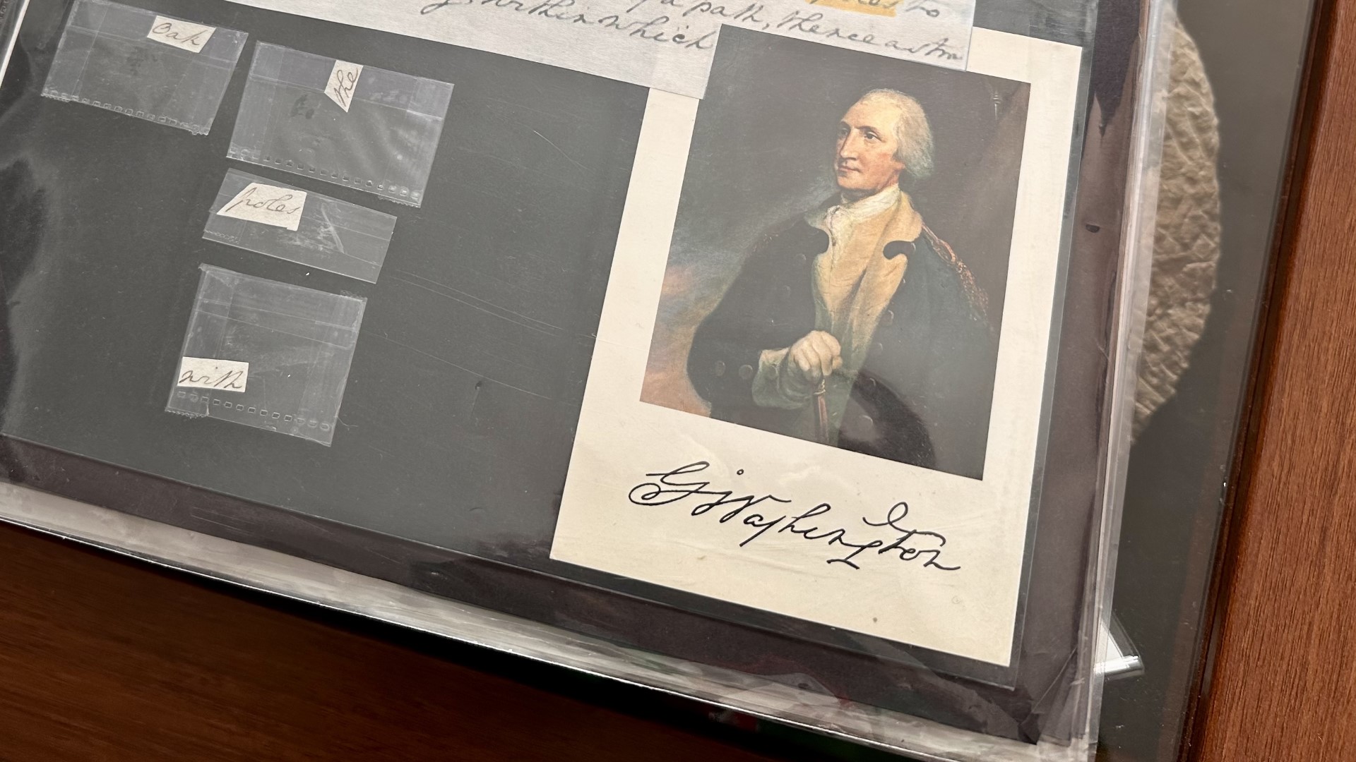 Greenwood man completes presidential signature collection | wthr.com