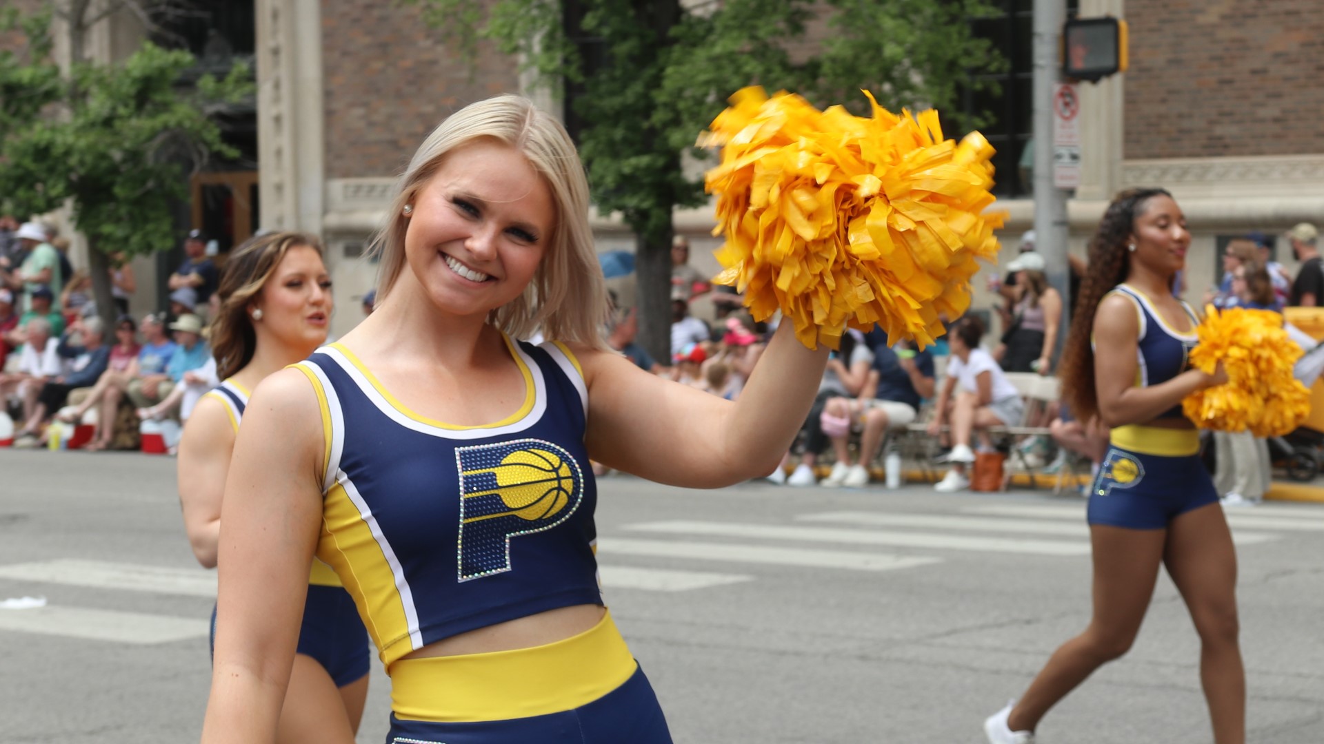 PHOTOS: AES 500 Parade Festival | wthr.com