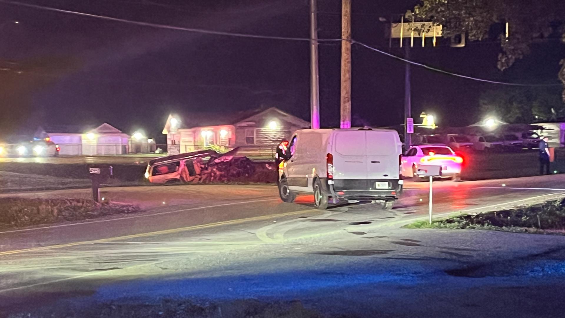 26-year-old killed in single-vehicle crash on Indy's southwest side ...