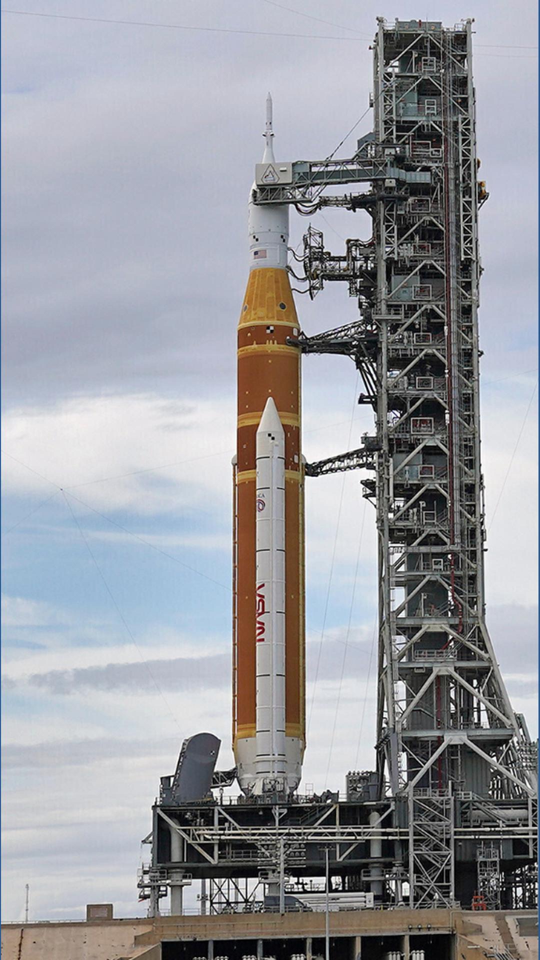 NASA begins a practice countdown for its first moonshot with astronauts ...
