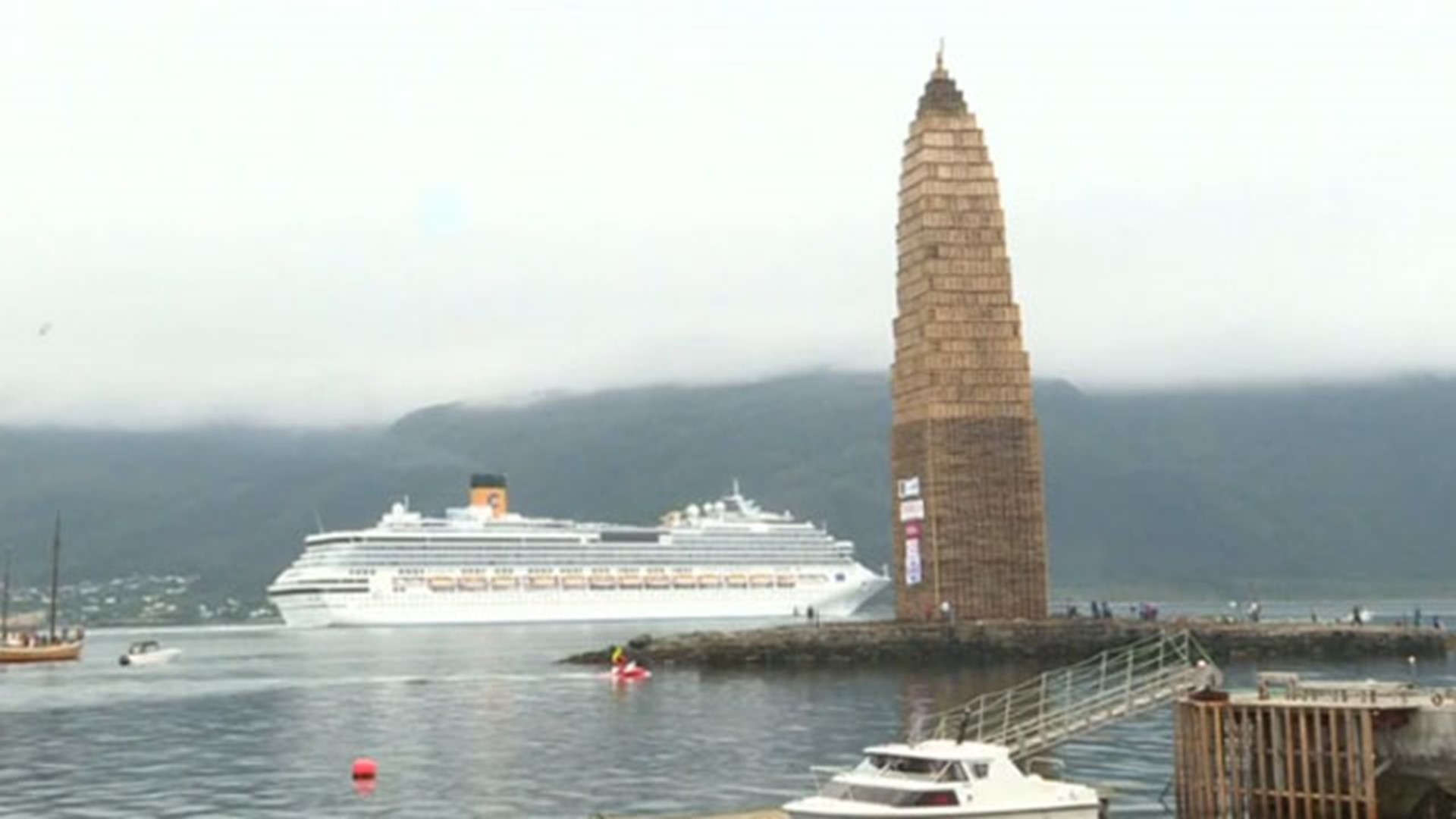 World's tallest bonfire | wthr.com