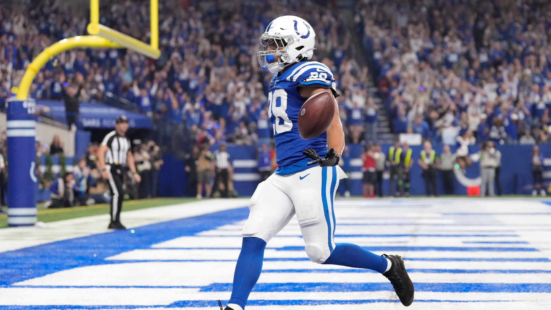 Colts gearing up for huge Saturday showdown against the Texans | wthr.com