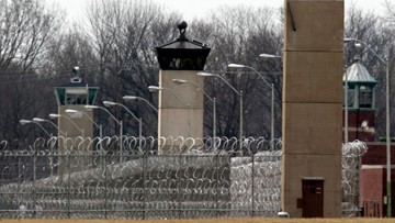 Life sentence for 'brutal' murder in Terre Haute's federal prison ...