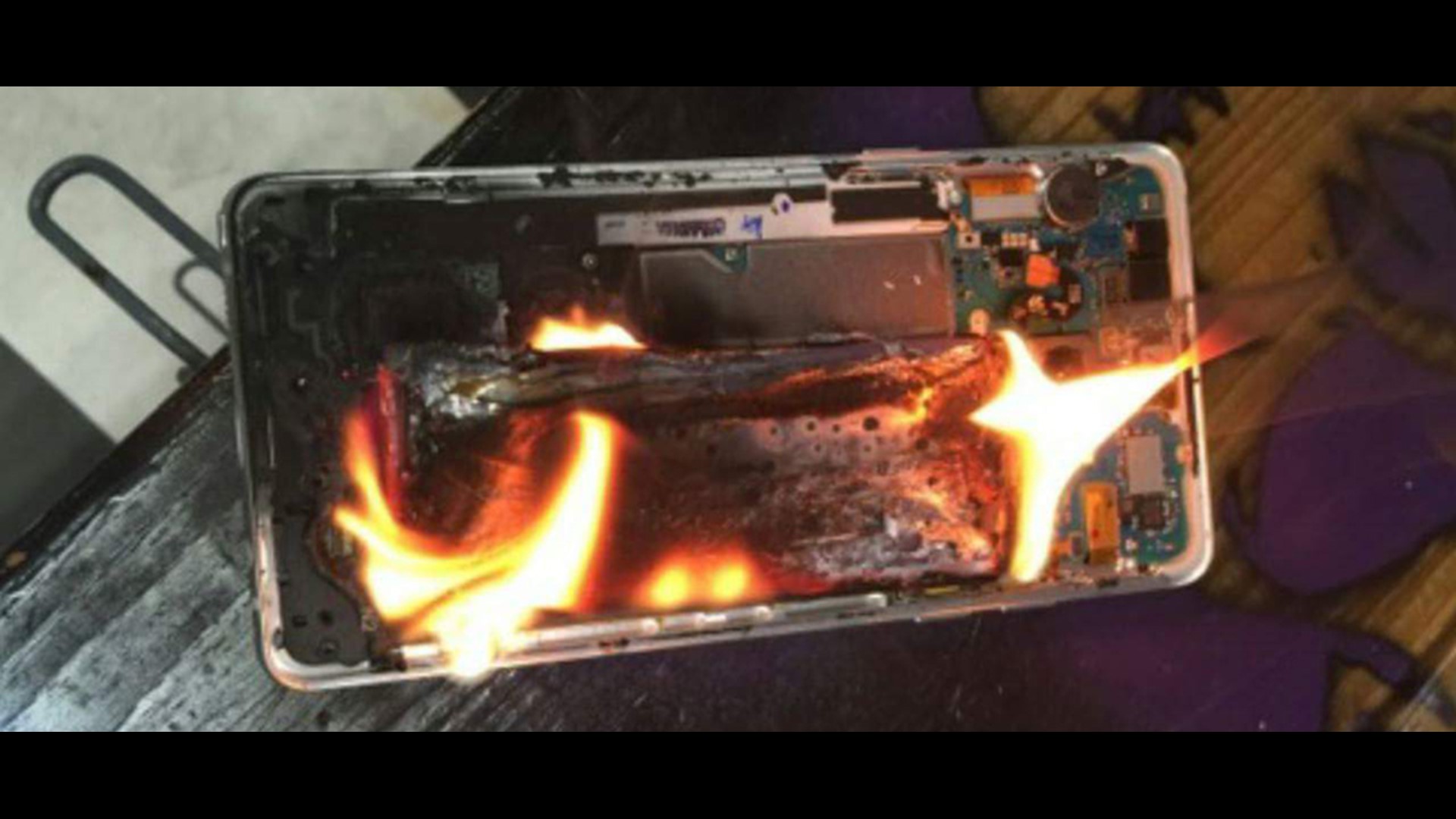 Muncie dad traumatized when phone catches fire as daughter plays | wthr.com