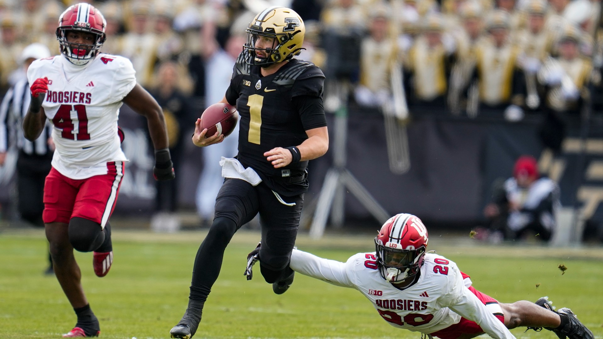 Purdue win third consecutive Old Oaken Bucket 35-31 over Indiana | wthr.com