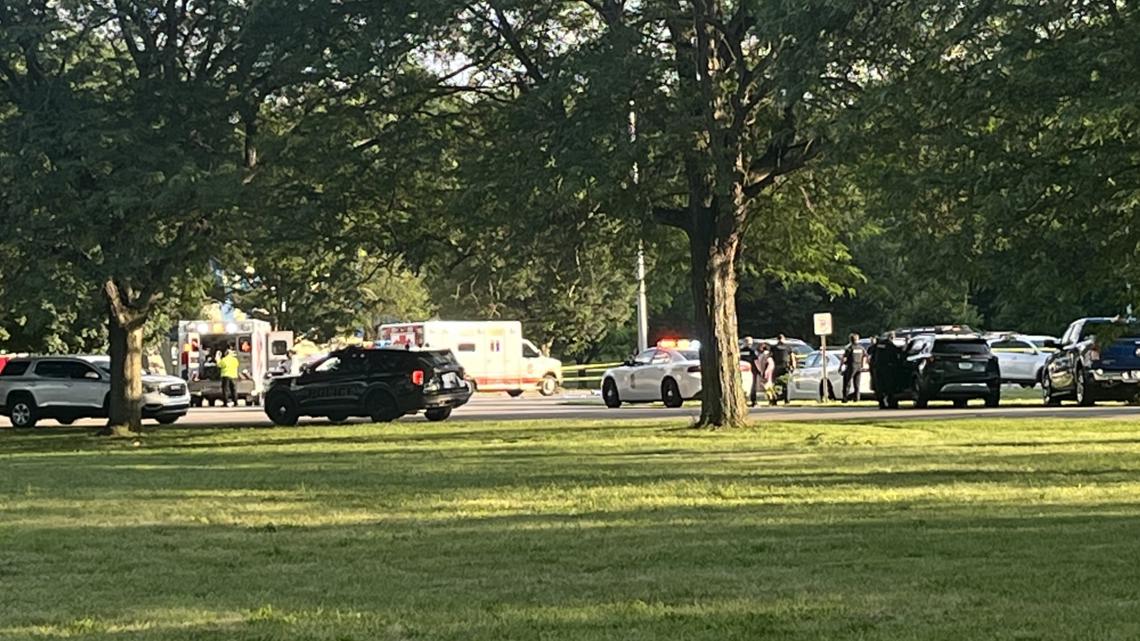 Woman killed, man injured after shooting at west Indianapolis park ...