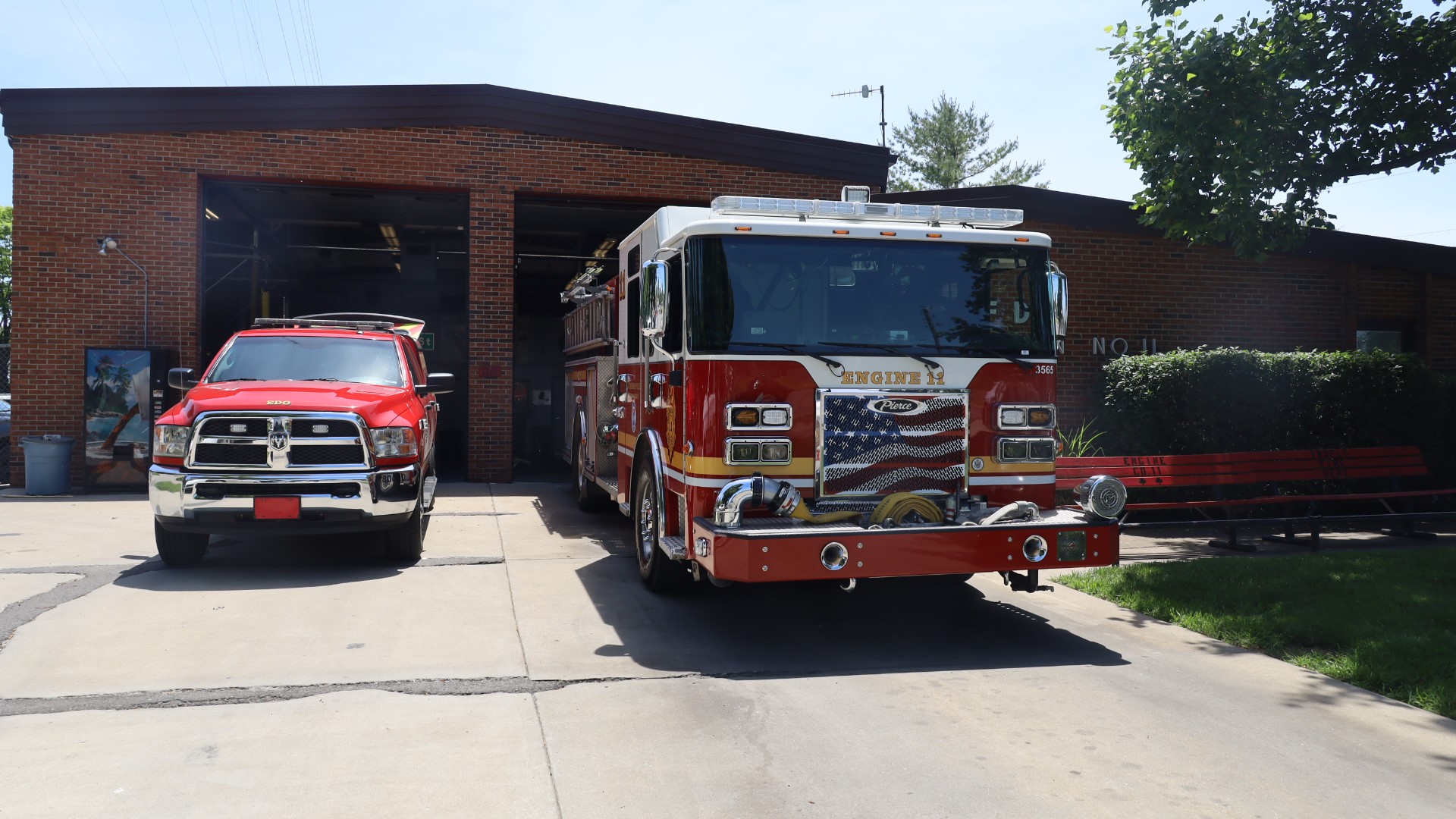 Firefighter injured in assault at east Indianapolis fire station | wthr.com
