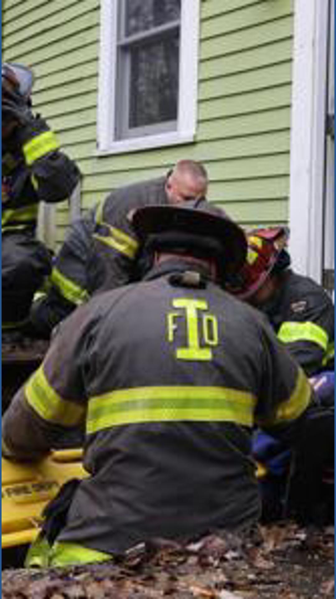 Indianapolis Fire Department crew rescues wheelchair users from ...