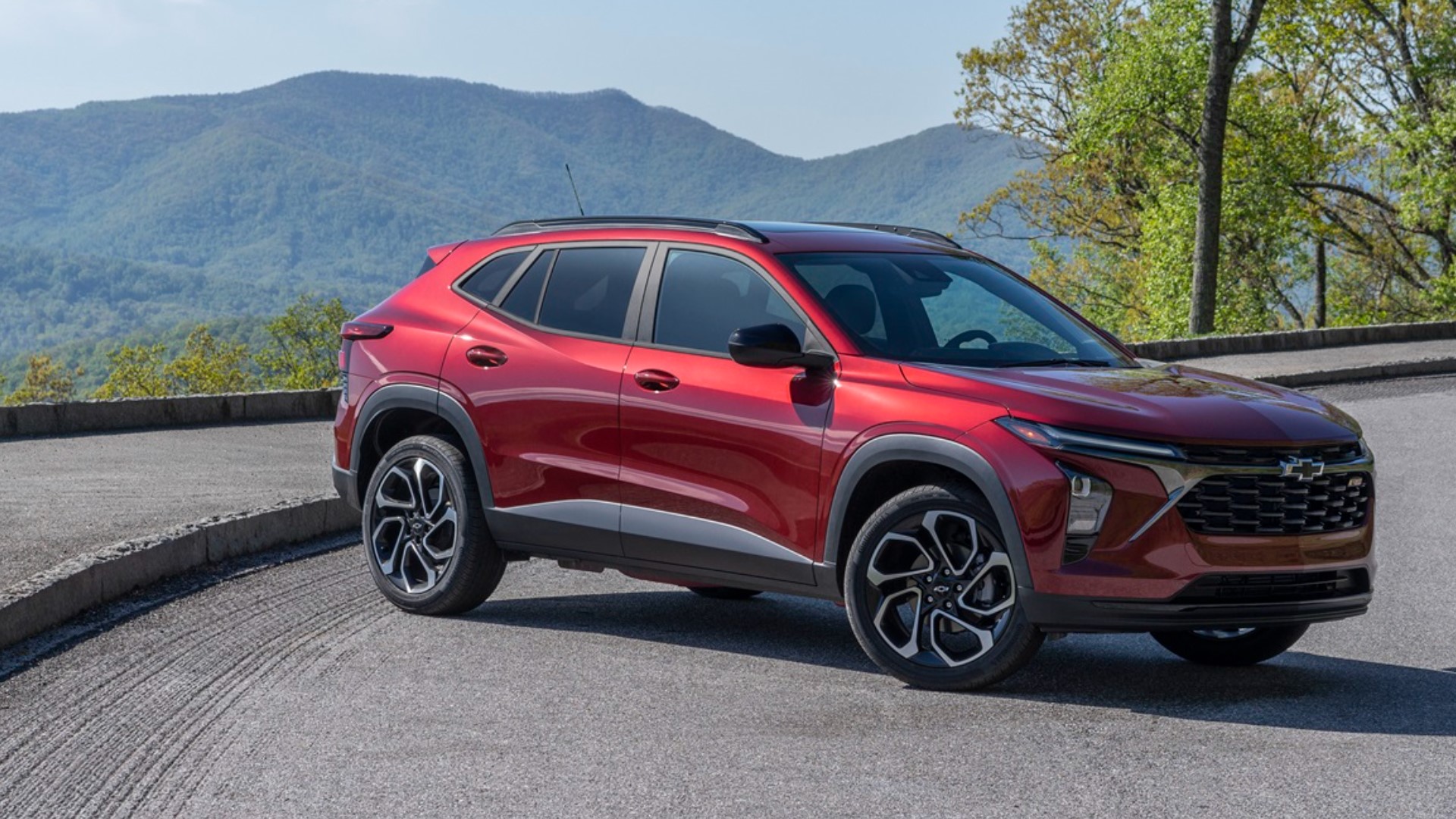 2024 Chevy Trax RS is a seriously excellent entry-level crossover ...
