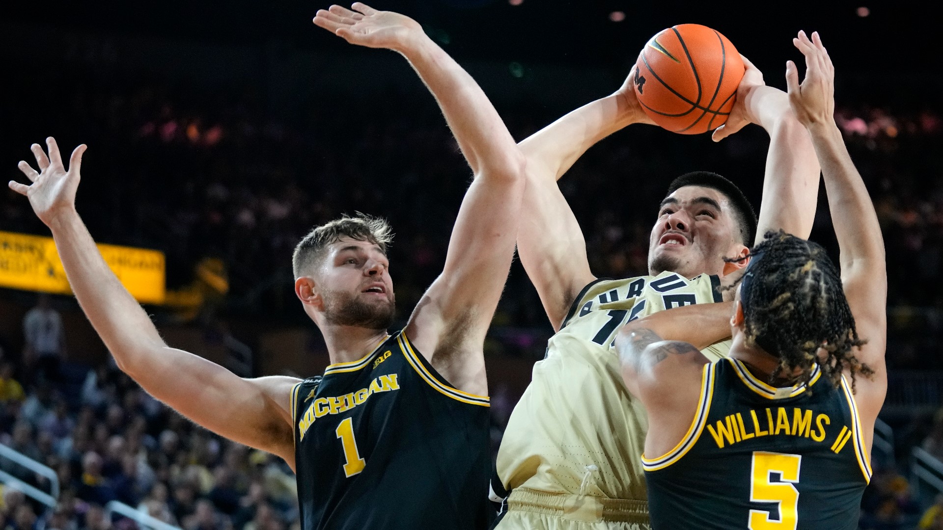 Purdue's Zach Edey named unanimously as AP preseason All-American ...