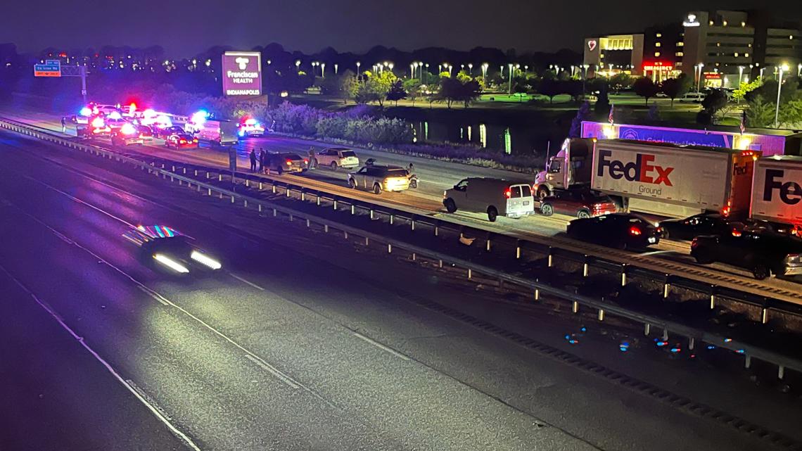 Southbound I-65 reopens after police pursue stolen vehicle | wthr.com
