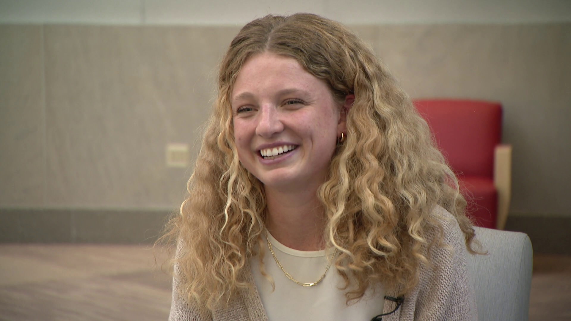 IU medical student reunites with doctors after brain tumor | wthr.com