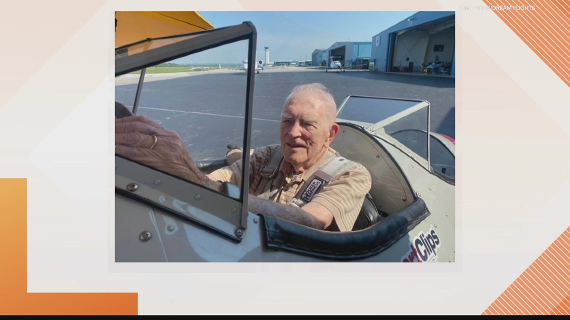 Iwo Jima veteran takes 'dream flight' at Greenwood airport | wthr.com