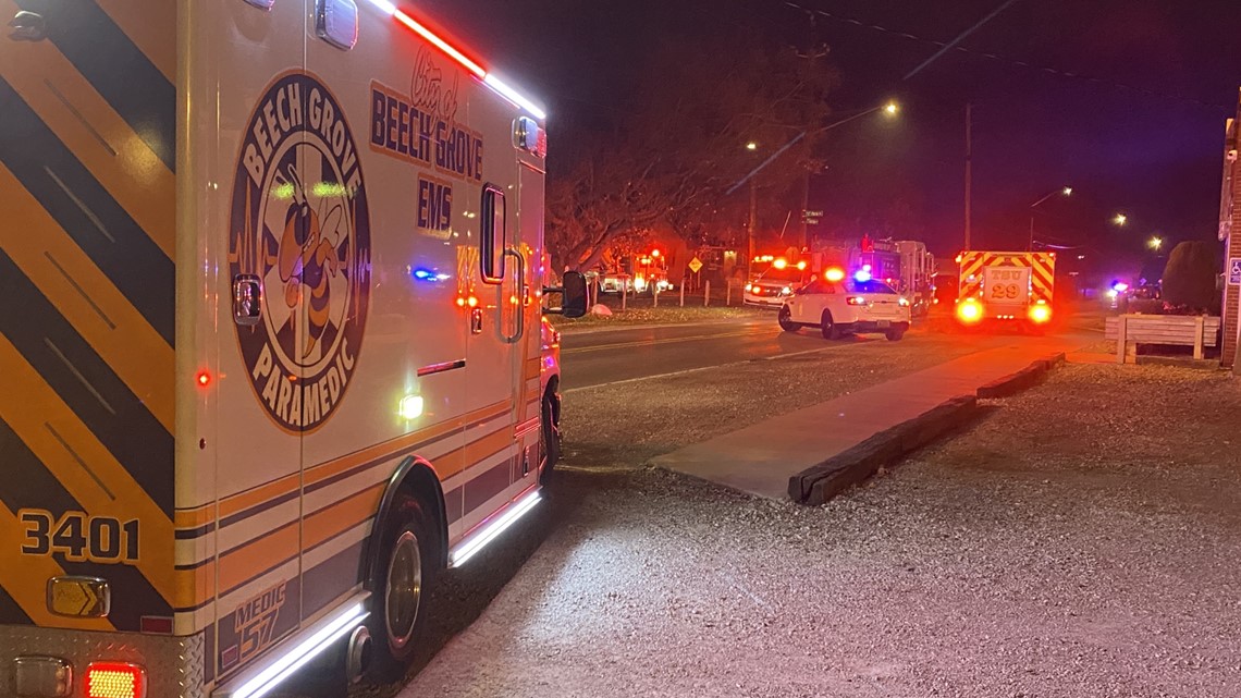 3 displaced in south Indianapolis fire | wthr.com