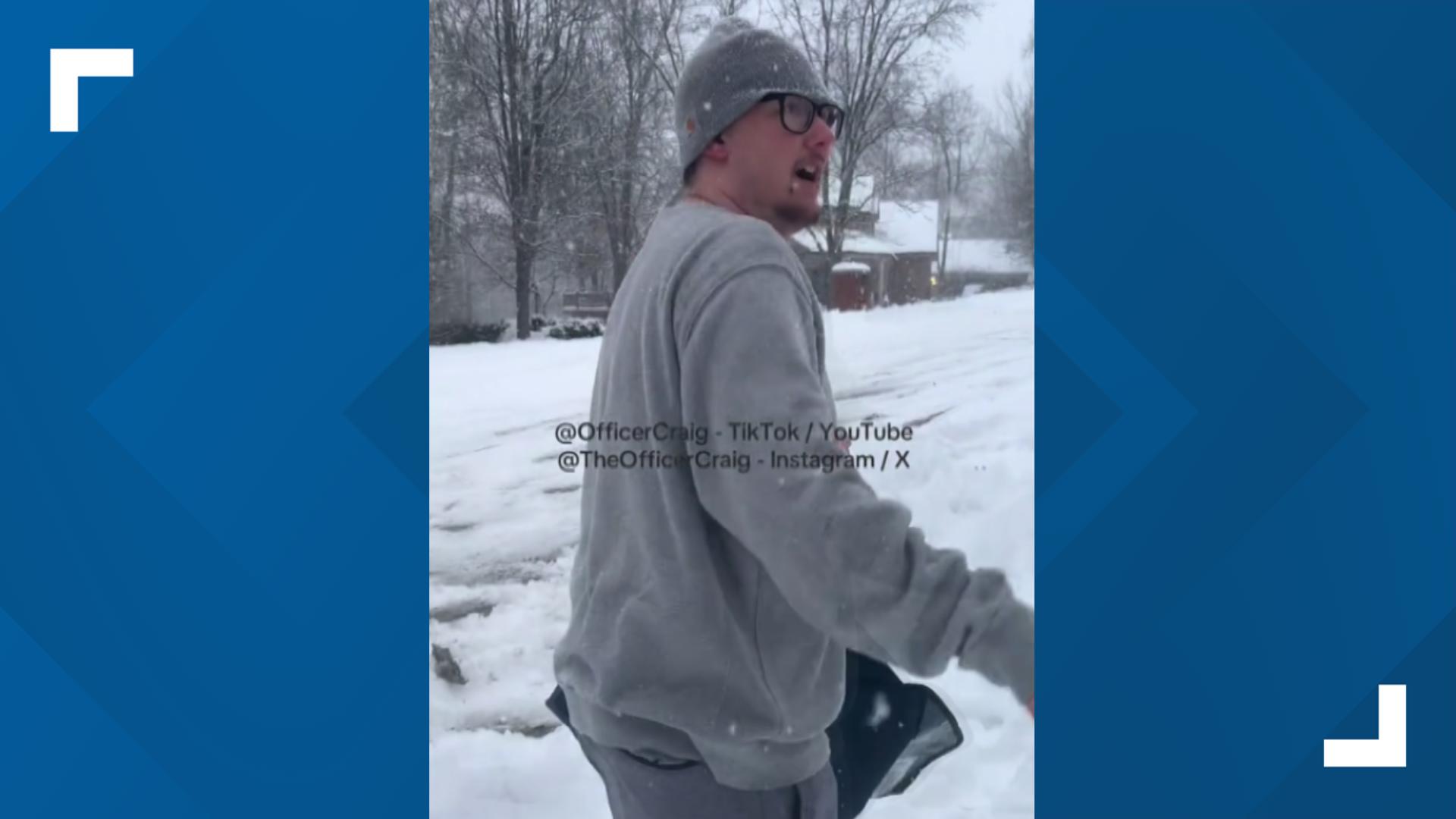 Viral TikTok captures Brownsburg pizza delivery driver's snowy trek ...