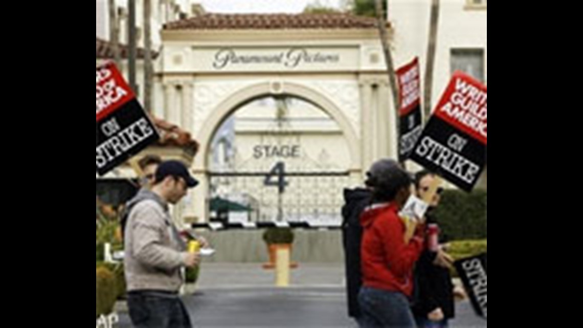 Source: Breakthrough in strike talks could lead to deal | wthr.com