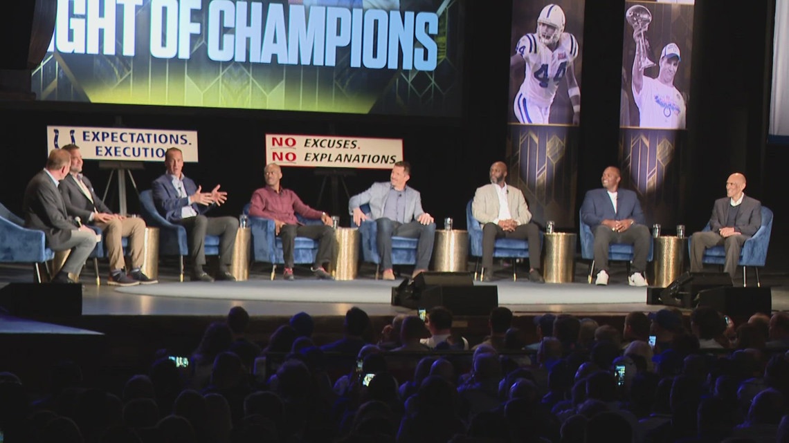 Colts legends, fans join to remember Super Bowl magic in 2007 | wthr.com