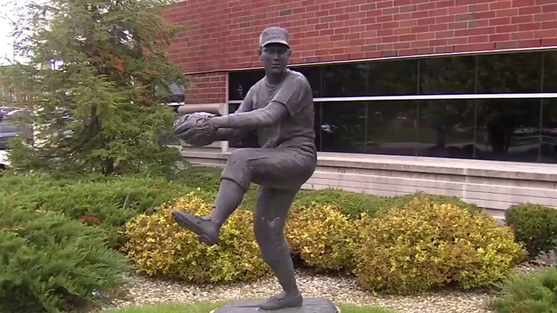 Dodgers' Carl Erskine dead at 97 | wthr.com