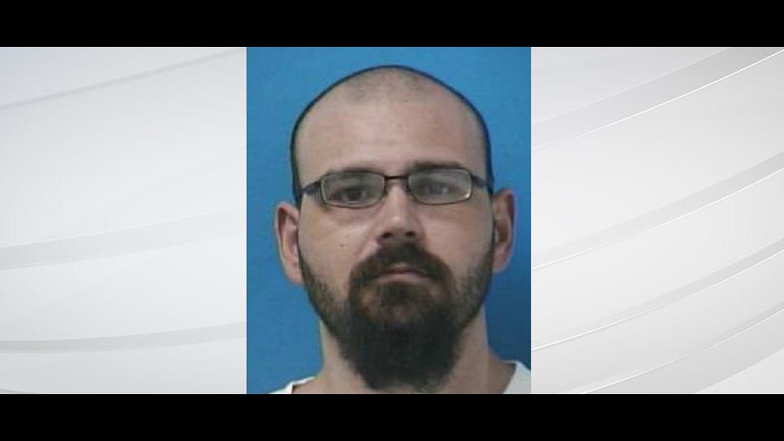 Manhunt: Suspect captured in slaying of Tennessee deputy | wthr.com