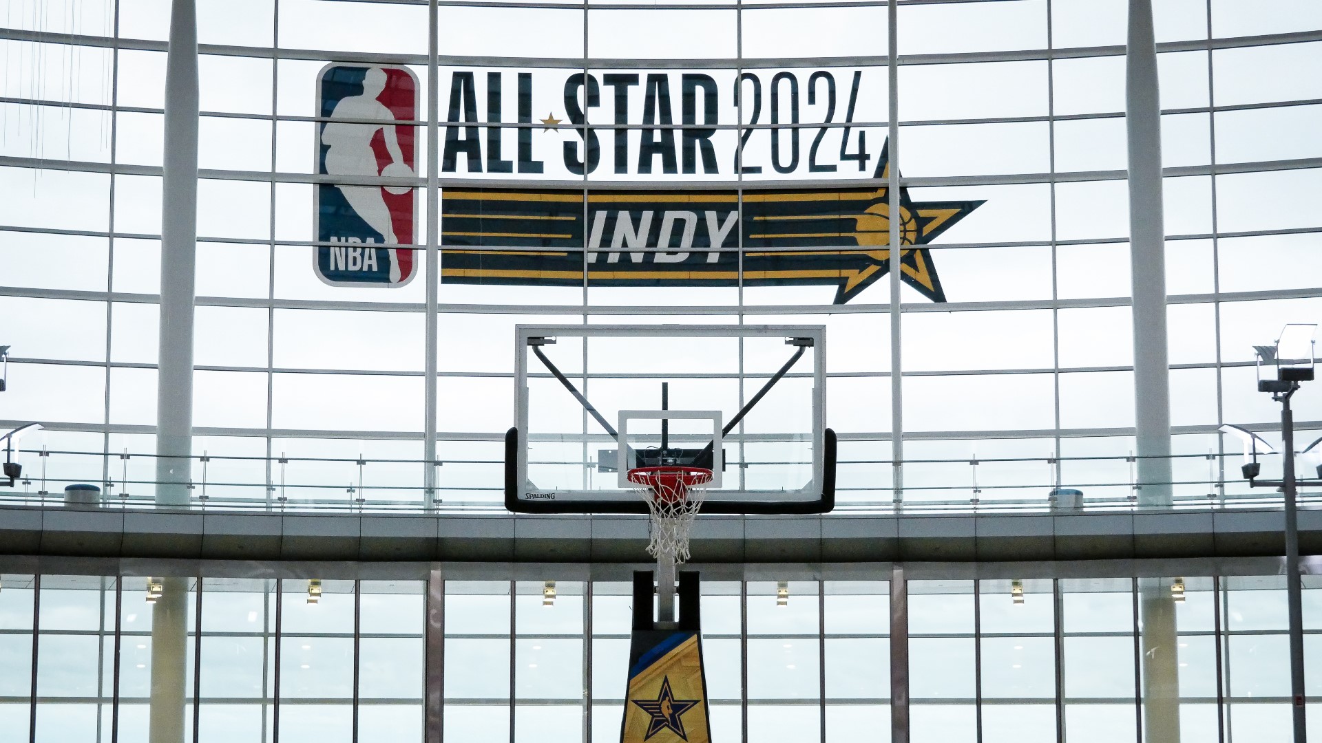 Indy International Airport decorates for NBA All-Star Game | wthr.com