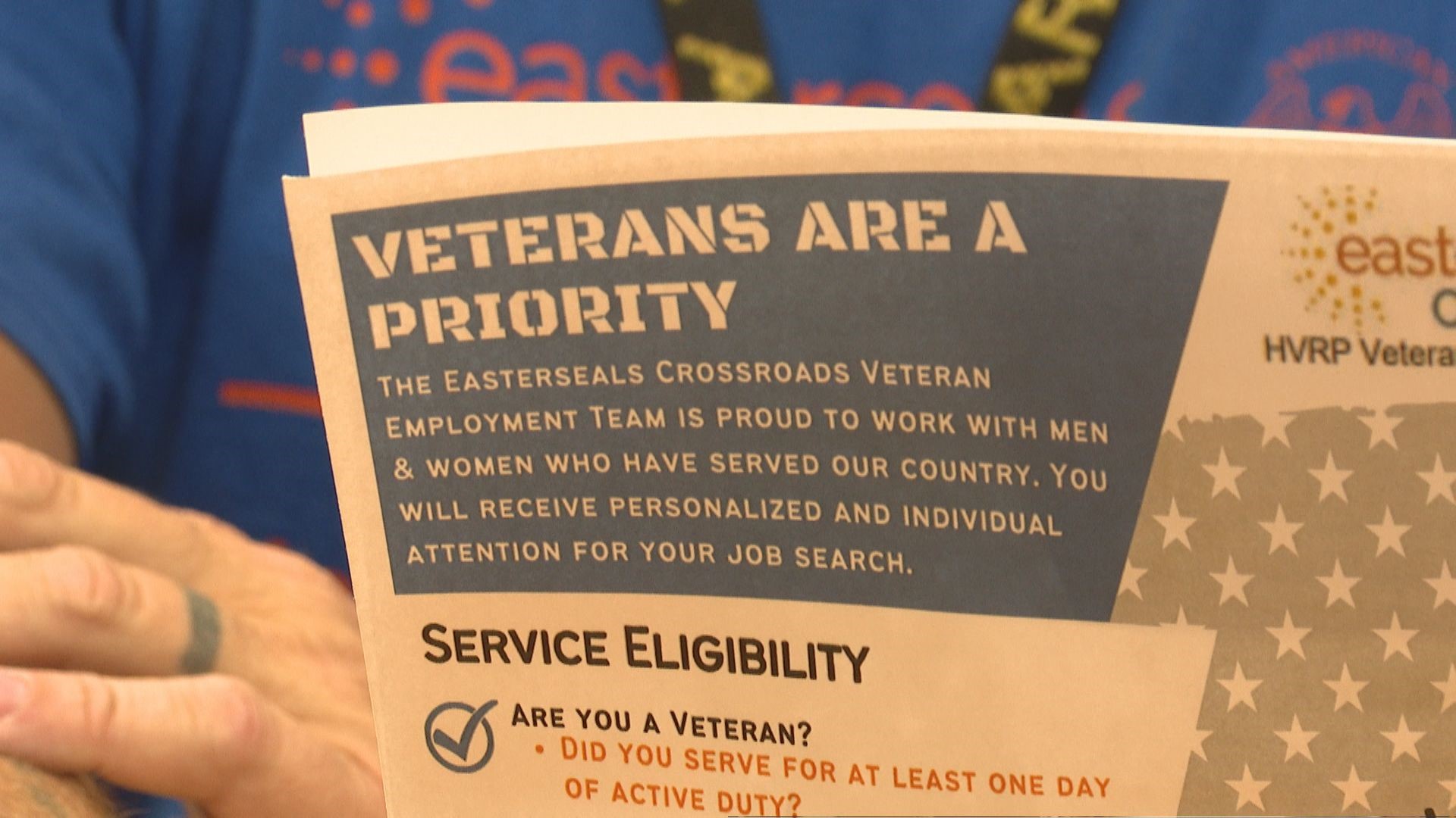 Formerly homeless veteran works to help fellow Hoosier veterans | wthr.com
