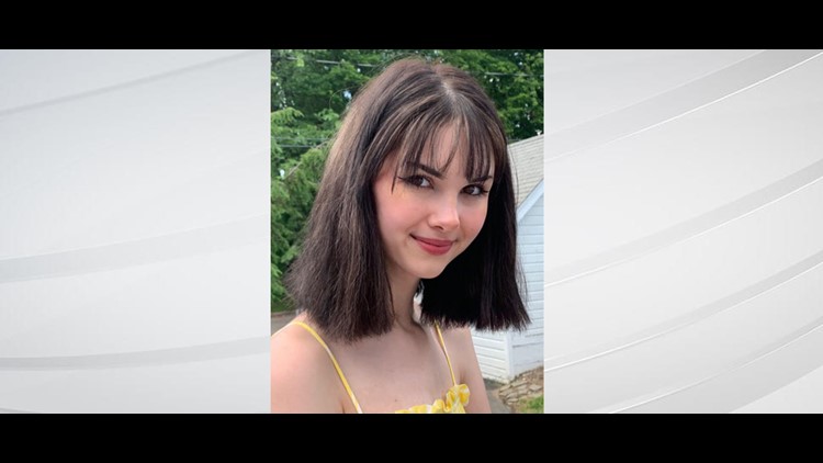 After teen is slain, photos of her corpse circulate online | wthr.com