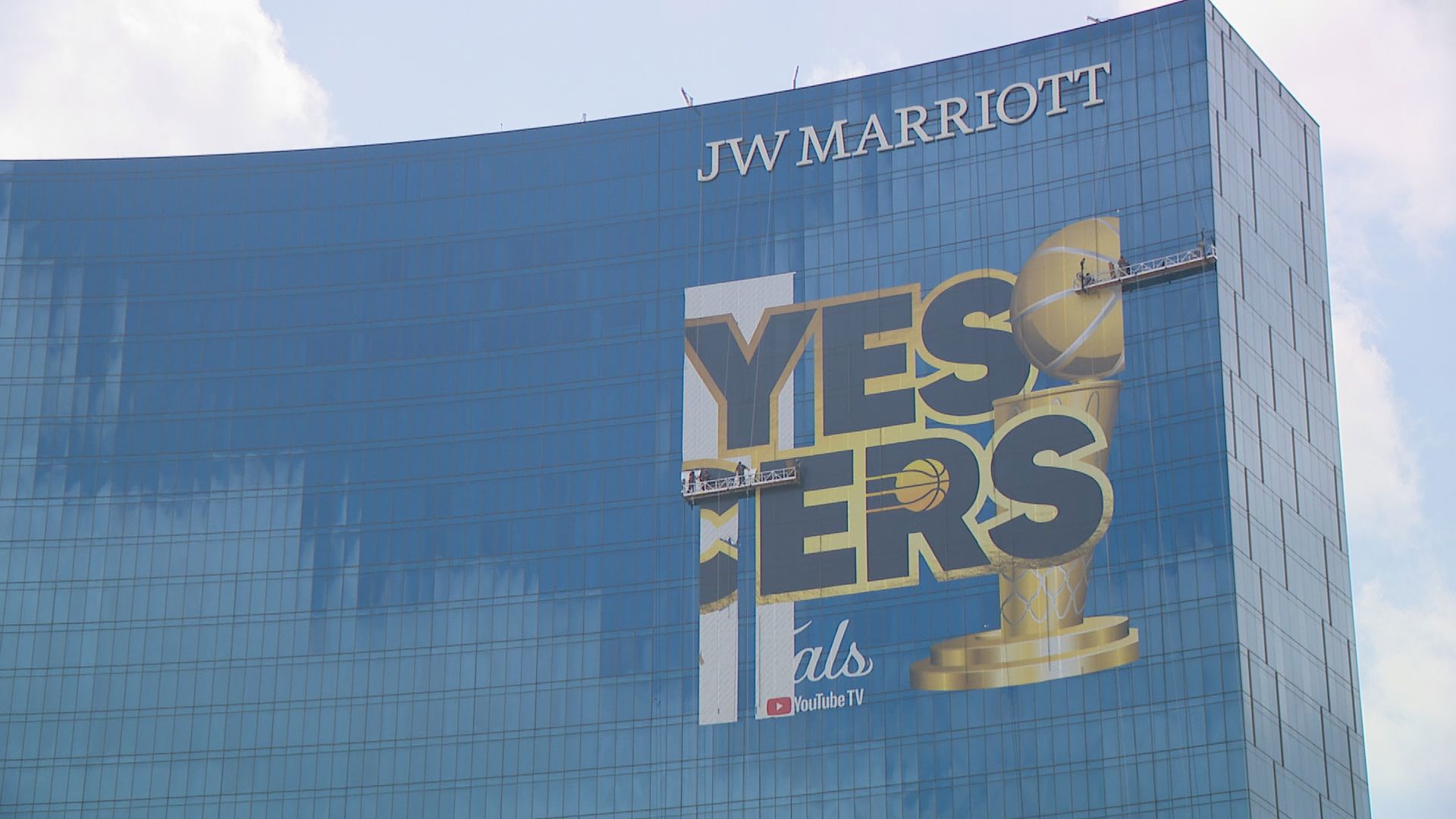 Street signs, JW Marriott graphic celebrate Indiana Pacers Finals run ...
