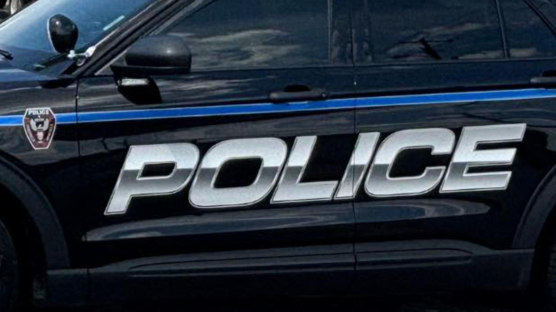 Fortville PD officer, other driver hospitalized after crash | wthr.com