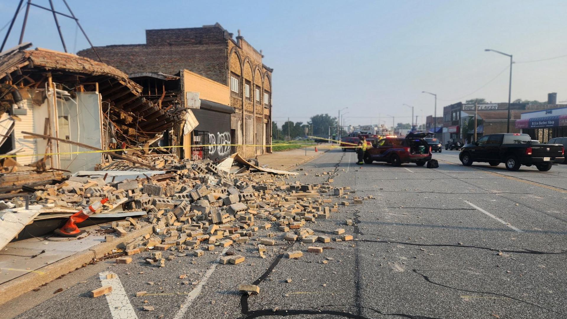Building collapse in Gary causes road closures for nearly 18 hours ...