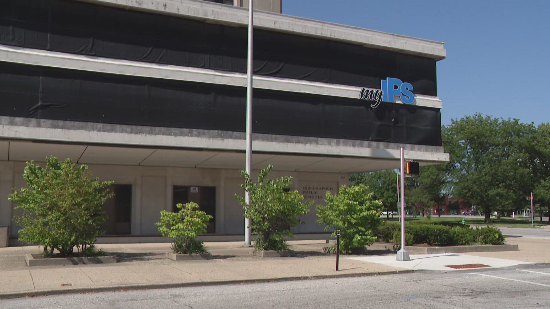 Former IPS teacher charged with neglect for filming fight between ...