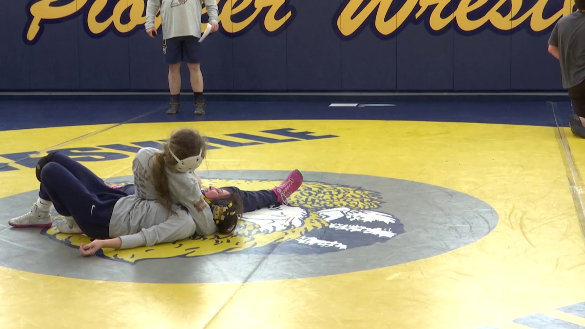 IHSAA hosts inaugural girls wrestling state championship in ...