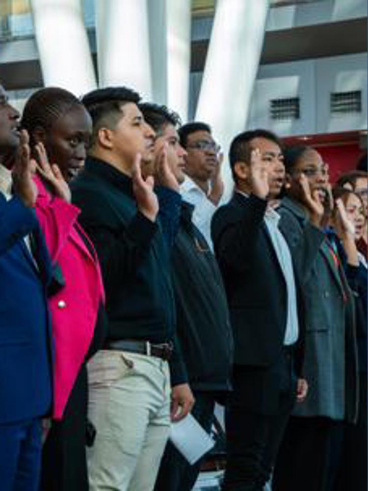 95 people become US citizens in naturalization ceremony at Indianapolis ...