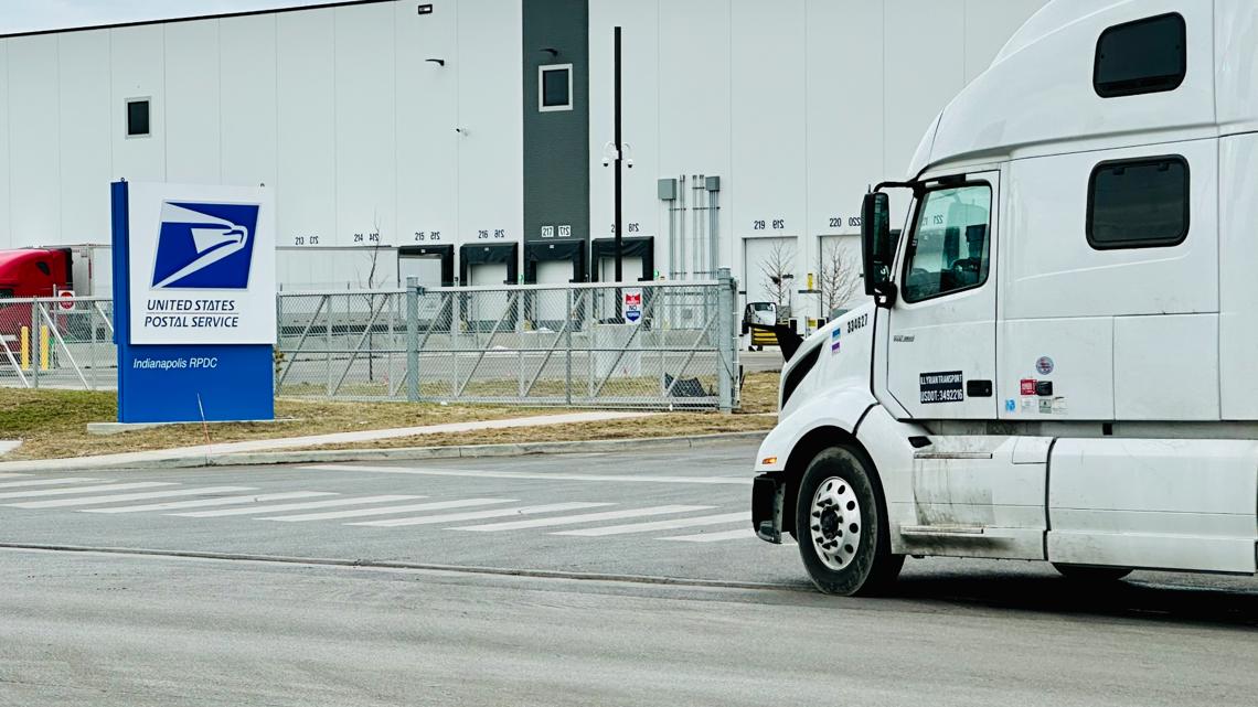 USPS finally addresses delays at Indianapolis distribution hub | wthr.com