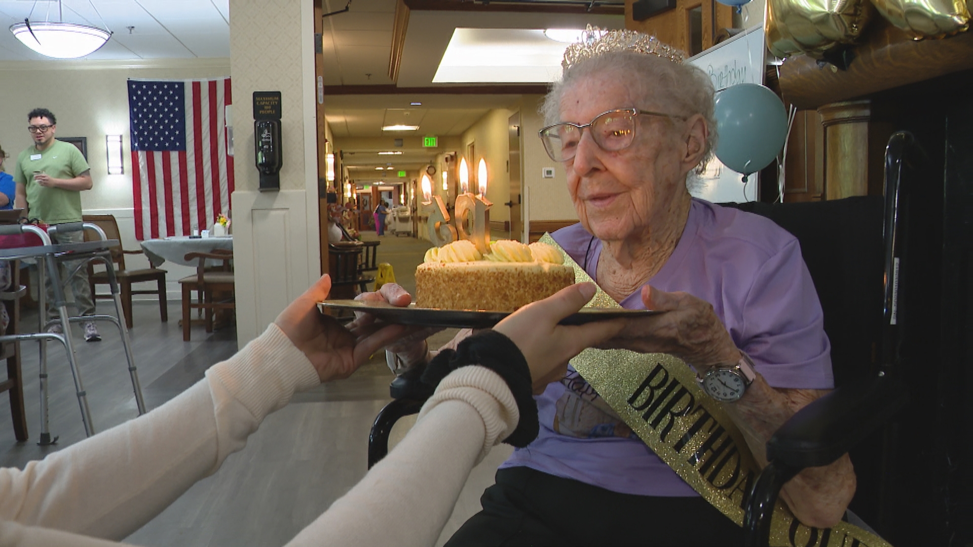 Noblesville woman celebrates 105th birthday with police escort ...