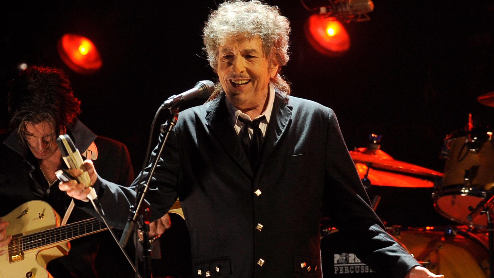 Bob Dylan bringing world tour to Ball State in March | wthr.com