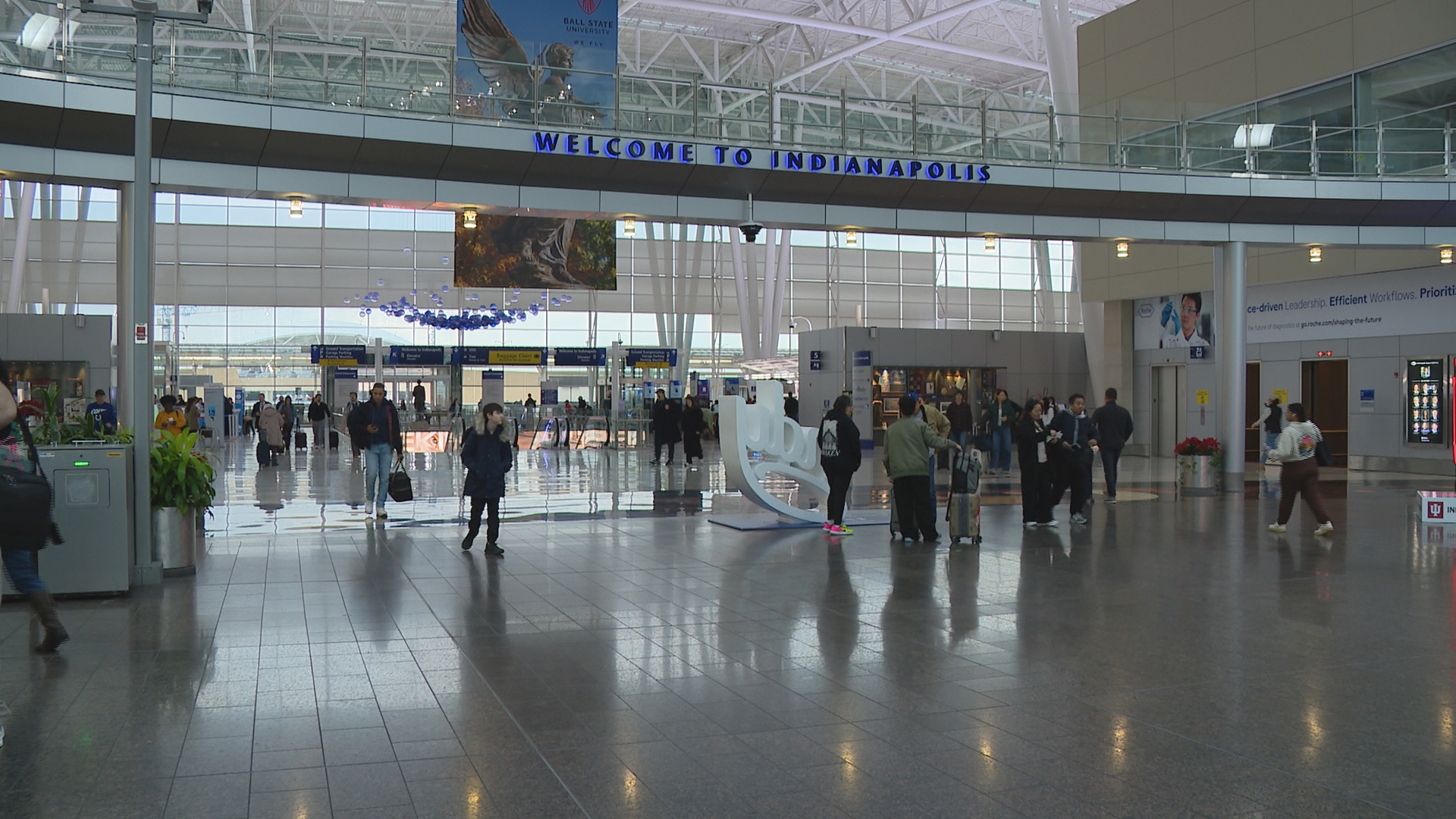 Busy travel day hits Indianapolis International Airport along with ...