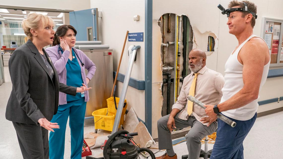 Allison Tolman, Josh Lawson discuss 'St. Denis Medical' | wthr.com