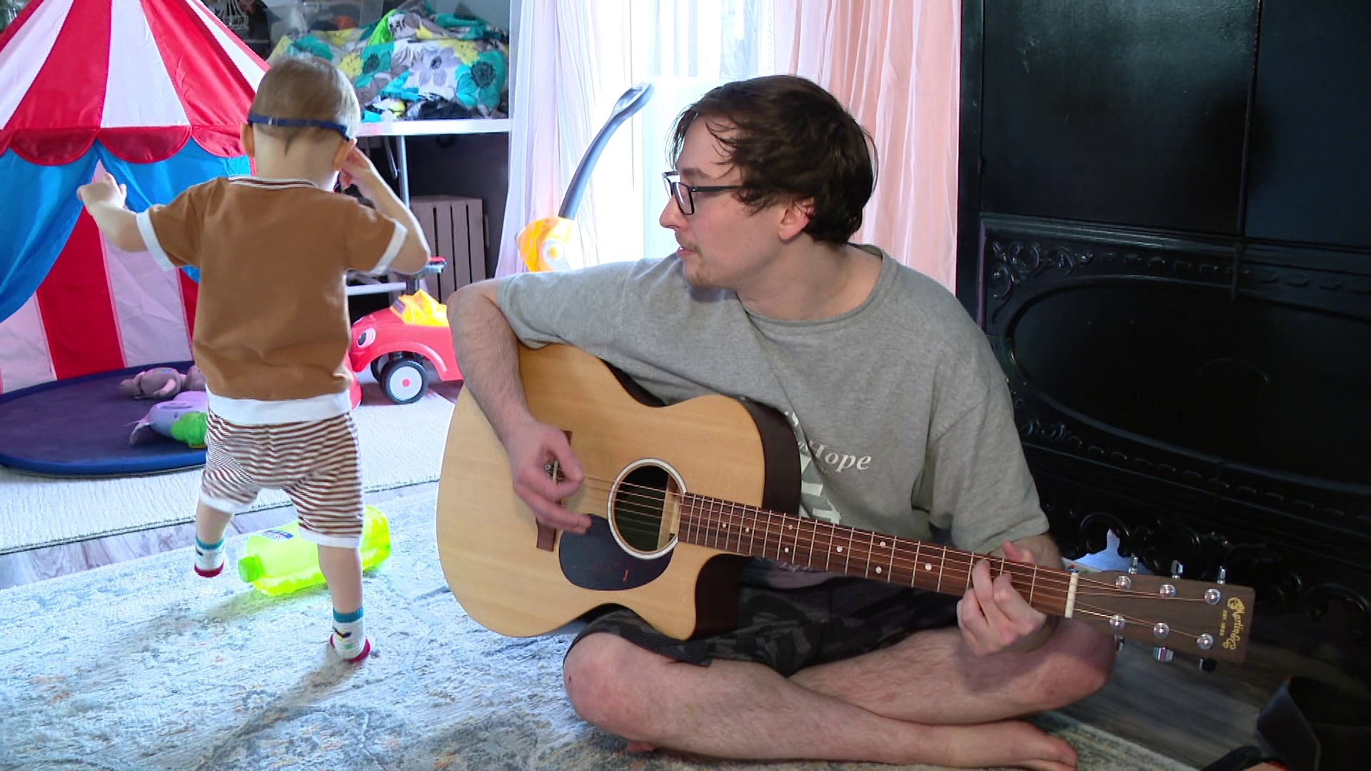 Indiana father says proposed FSSA cuts would impact his son | wthr.com