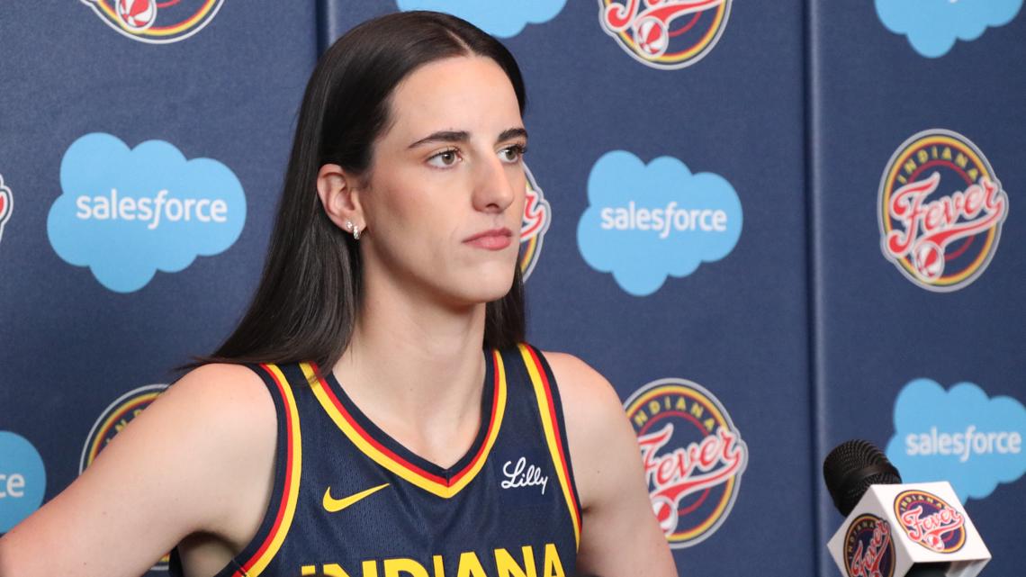 Caitlin Clark questionable with left leg injury | wthr.com