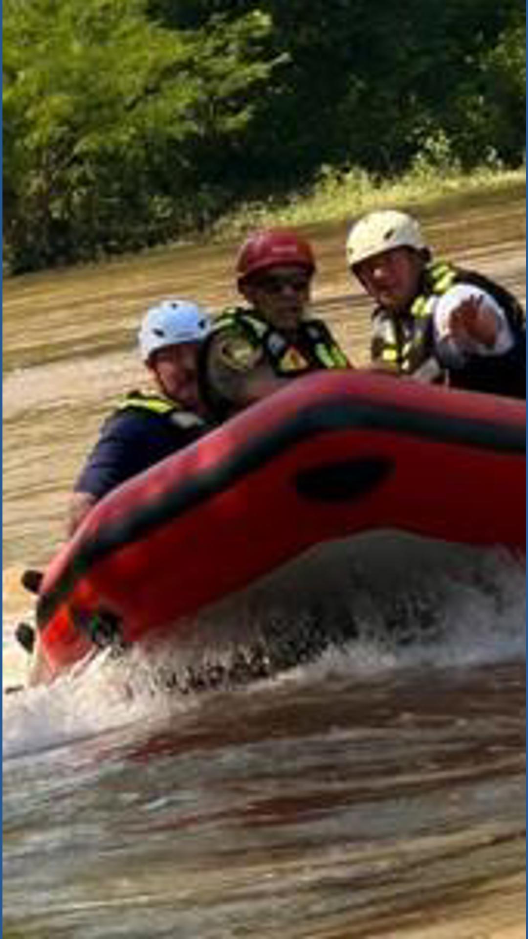 Crawfordsville Fire Department rescues kayakers on Sugar Creek | wthr.com