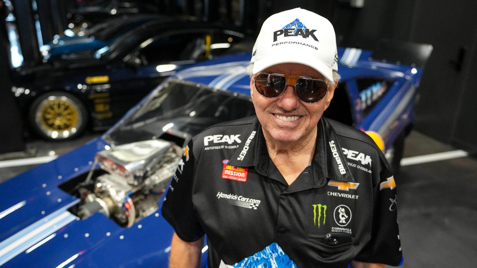 John Force's charisma, demeanor remain undaunted despite long, tough ...