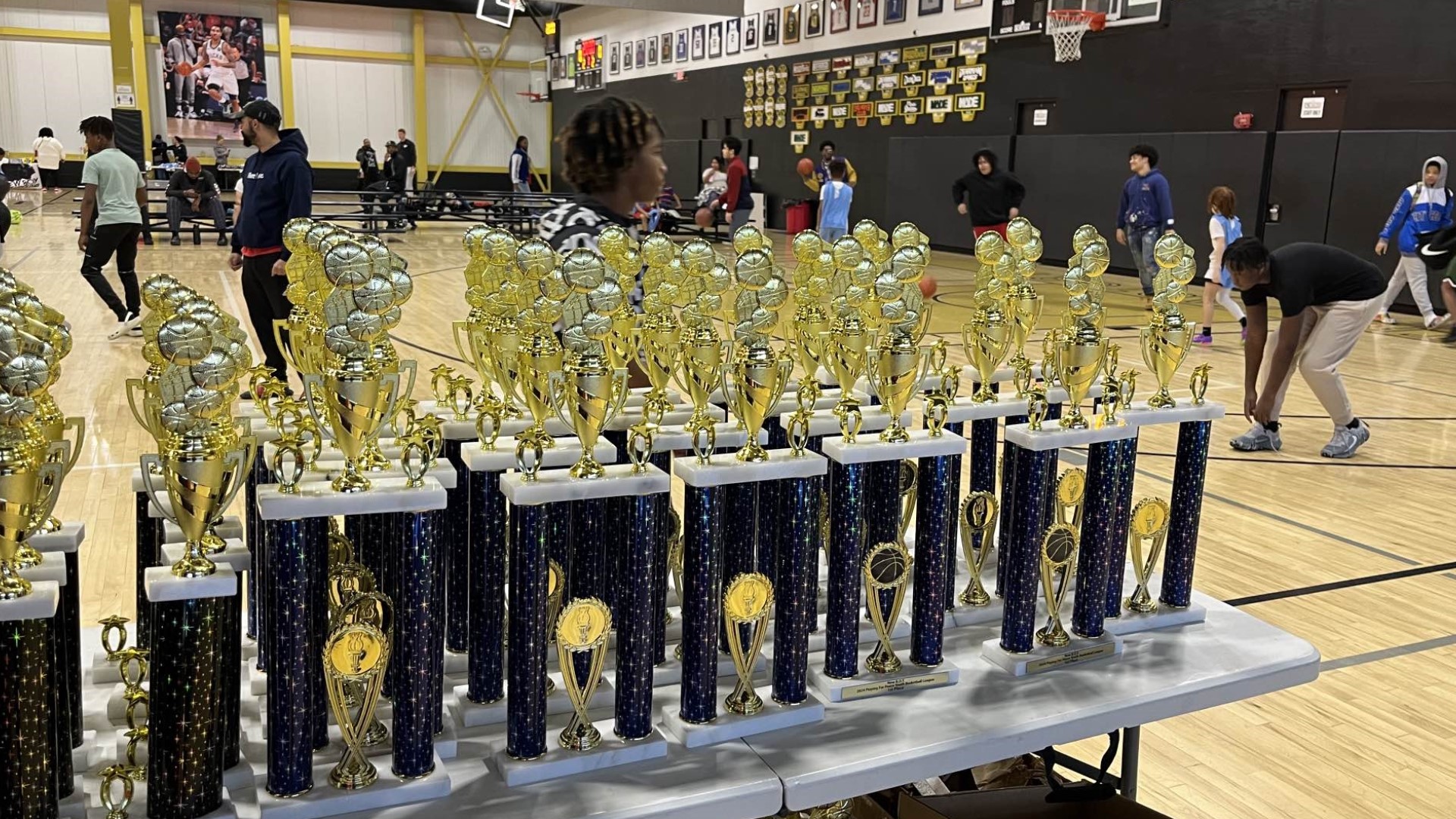 'Playing for Peace' tournament aims to reduce youth violence | wthr.com