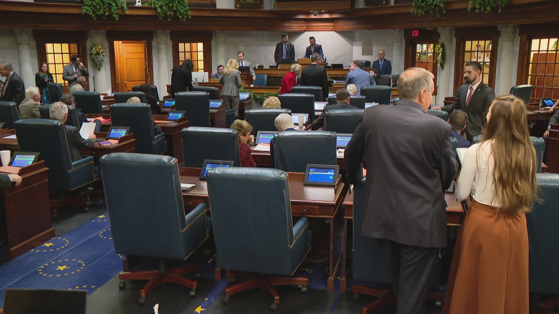 Hours before redistricting vote, senators say it's going to be close ...