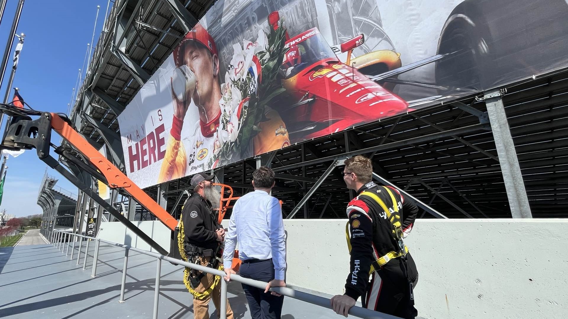 Josef Newgarden helps unveil new Gate 2 banner at IMS | wthr.com