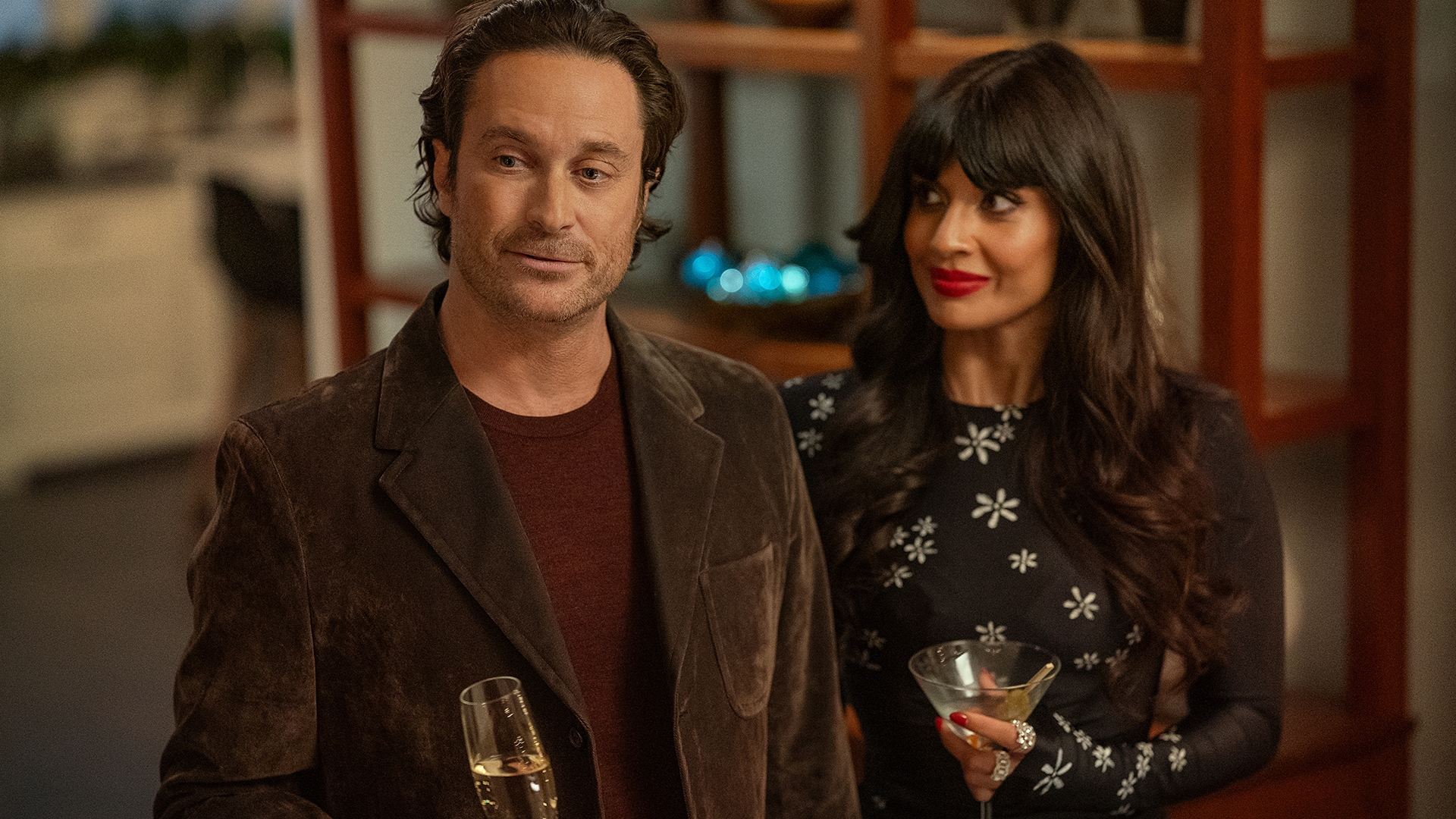 'A Merry Little Ex-Mas' cast previews Netflix Christmas romantic comedy ...