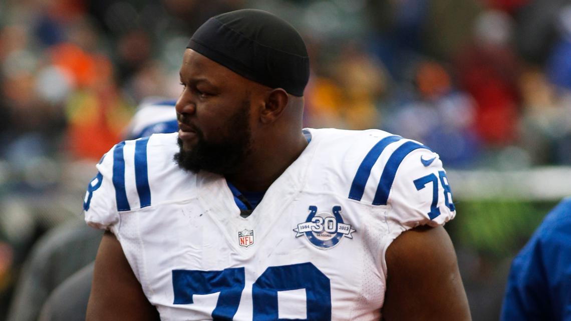 Former Colts player accused of urinating on plane passenger | wthr.com